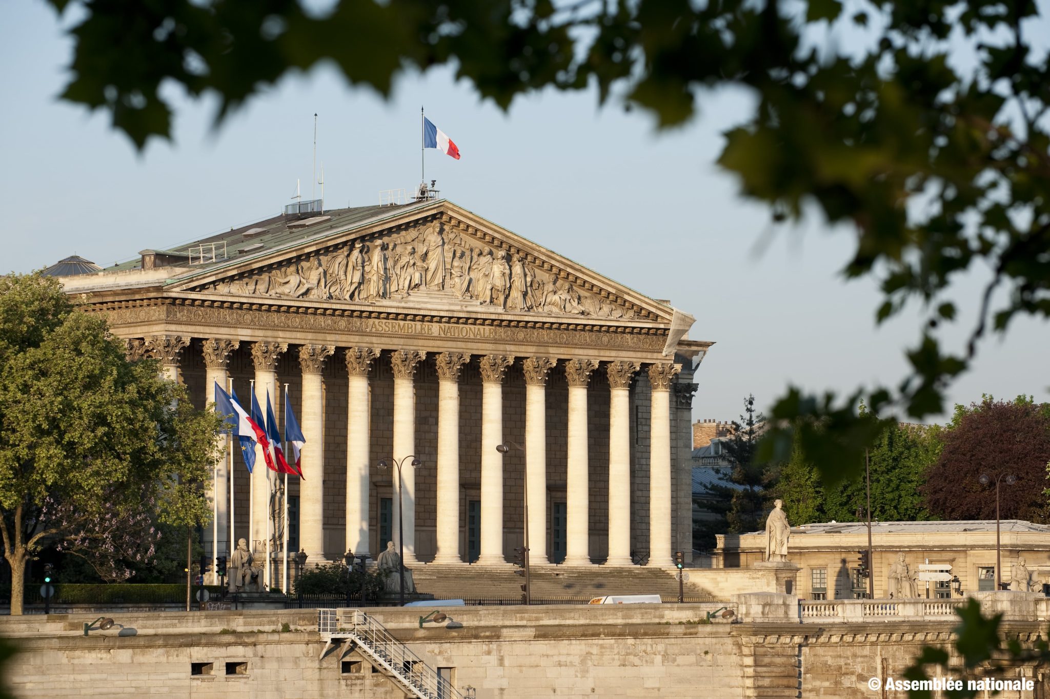 Le parcours d’une loi en France : de la proposition à la promulgation ...